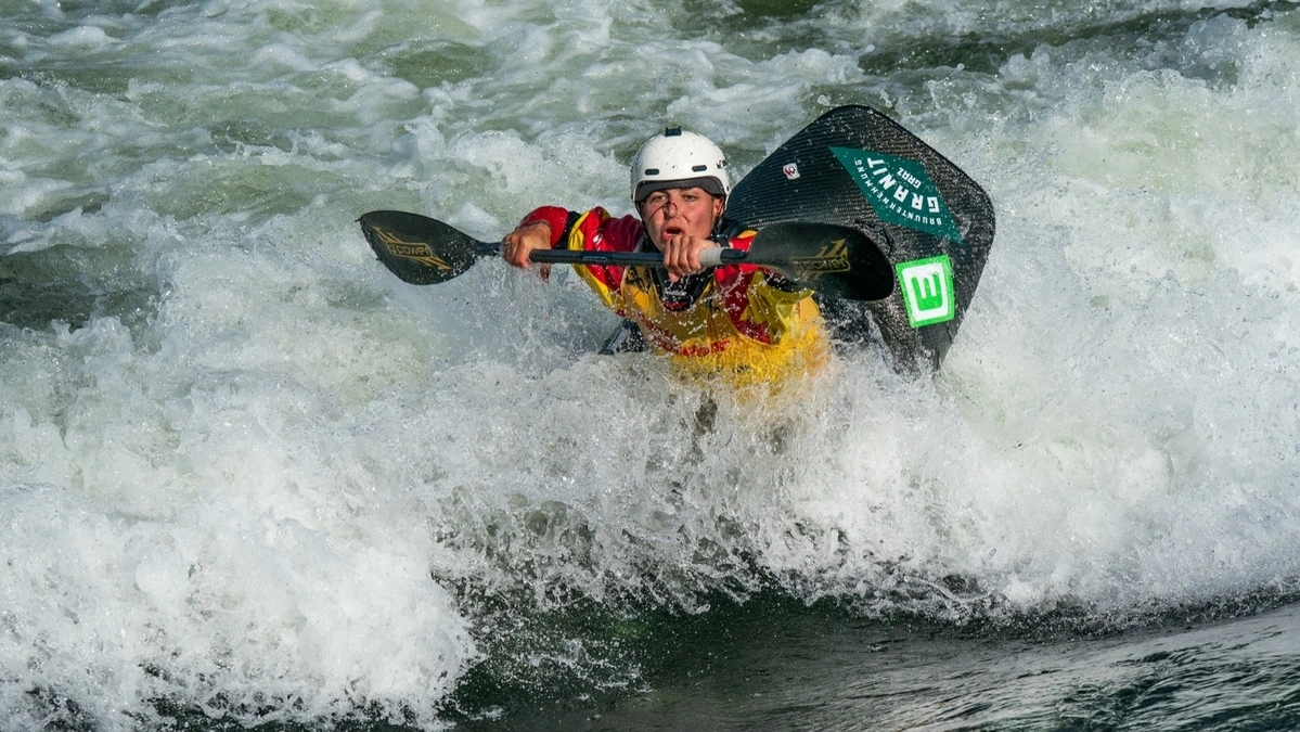 Jonas Hermann holt historische Goldmedaille bei Kanu-Freestyle-WM